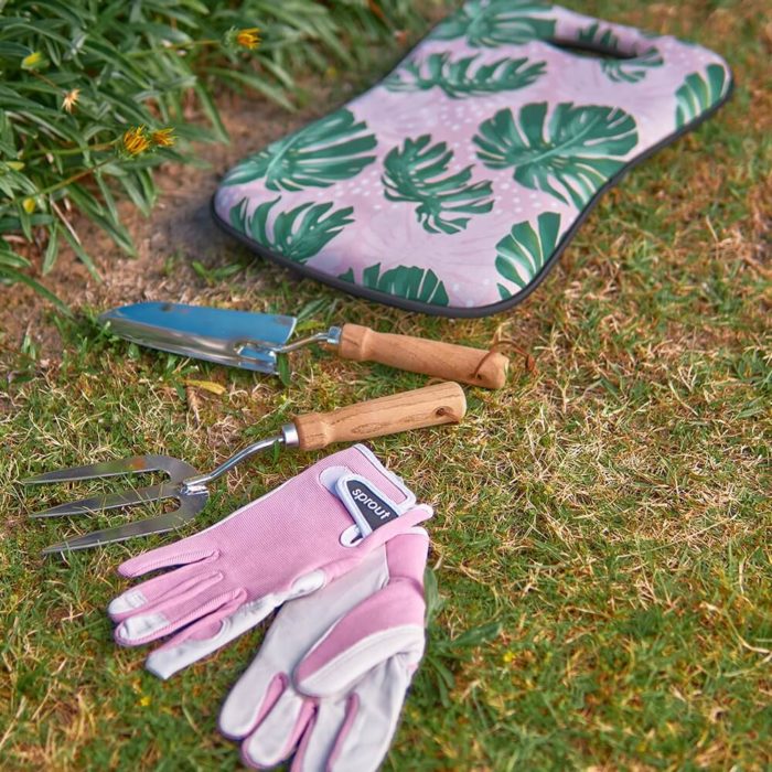Garden Kneeling Mat | Gifts for Gardeners | The Gift Hunter | Gift Shop NZ
